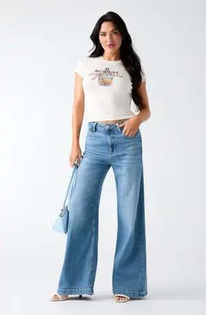 Guess Social Sometimes Graphic T-shirt