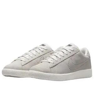 Nike Classic Sneakers - Sail/black/sail