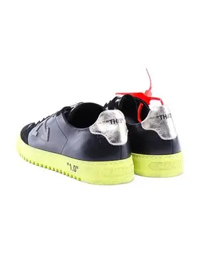 Off-White 2.0 Low Sneakers