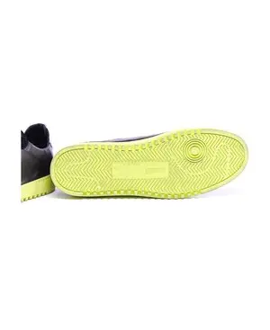 Off-White 2.0 Low Sneakers