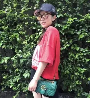 Gucci Metal Logo Shoulder Bag