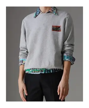 Burberry Long-sleeved Crew Neck Sweater With Printed Logo Detail