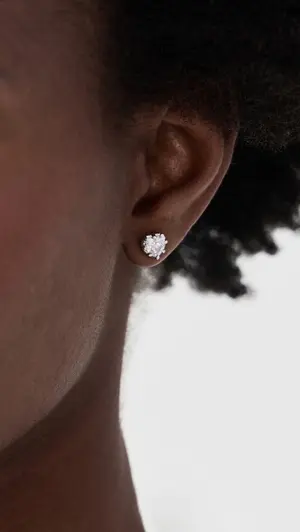 Shashi Objection Studs