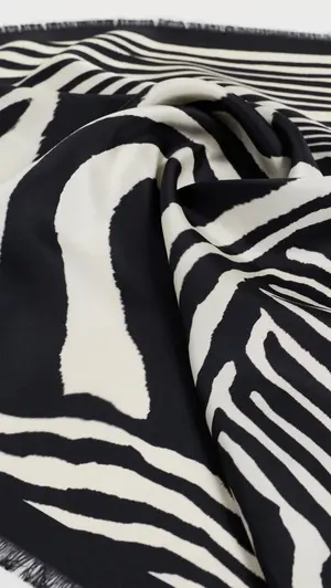 NILI LOTAN Zebra Silk Twill Scarf