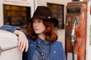 JAMIE SLYE HATS + ACCESSORIES Wynn Wool Fedora Hat Chocolate - Brown