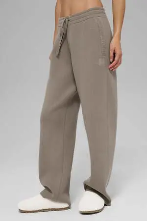 Alo Yoga Scholar Straight Leg Sweatpant