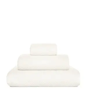 GRACCIOZA Bee Waffle Washcloth - White
