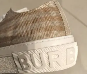 Burberry Plaid Low-cut Casual Shoes - White
