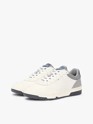 Tommy Hilfiger Round-toe Lace-up Sneakers