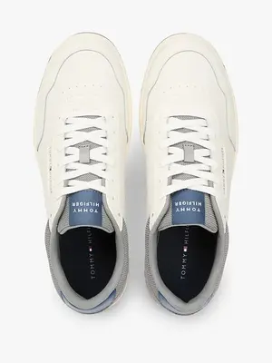 Tommy Hilfiger Round-toe Lace-up Sneakers