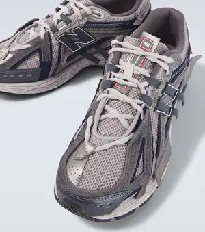 NEW BALANCE U1906a Sneakers