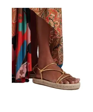 GIANVITO ROSSI Golden Handmade Sandals