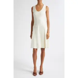 Women's Toccin Flared