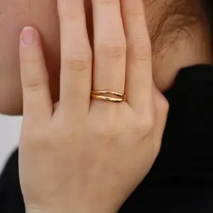 MEIDEYA Split Shank Wave Ring