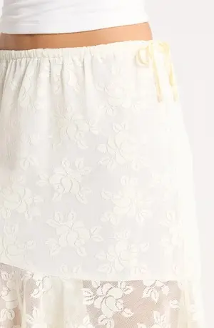 MUSE ASSEMBLY Floral Lace Asymmetric Midi Skirt
