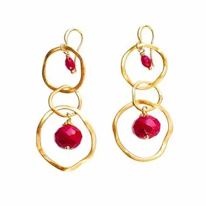 WAY TO CHIC Red / Gold Burgundy Agate Earrings On Gold Plated Circles - Red/gold