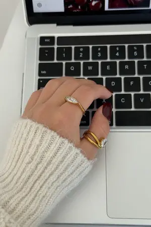 MEIDEYA Marquise Sleek Ring