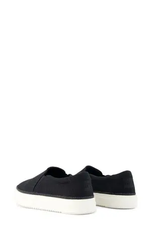Toms Emily Slip-on Sneaker - Black