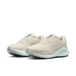 Nike Structure 26 Road Running Shoes