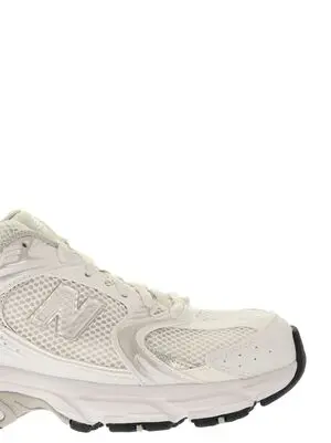 NEW BALANCE 530 Lace-up Sneakers