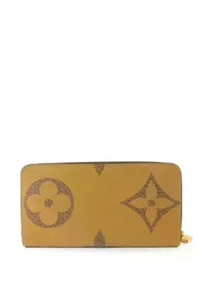 LOUIS VUITTON Monogram-pattern Wallet