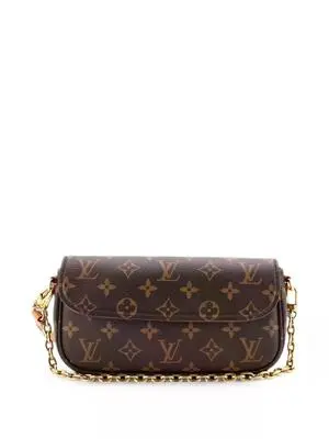 LOUIS VUITTON Ivy Wallet On Chain Monogram Canvas Shoulder Bag