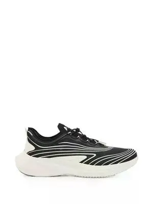 Apl Mesh Toggle-fastening Sneakers - Black