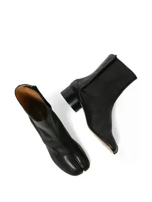 MAISON MARGIELA Tabi Split-toe Ankle Boots - Black
