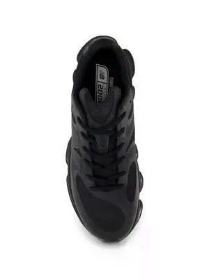 NEW BALANCE Abzorb 2000 Panelled Sneakers - Black