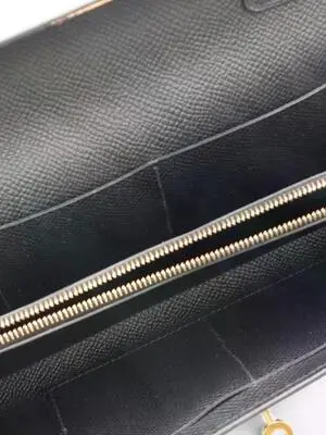 Hermès Kelly To Go Shoulder Bag - Black