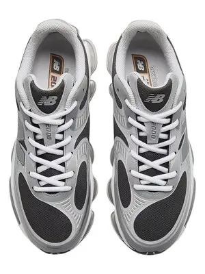 NEW BALANCE Abzorb Sneaker