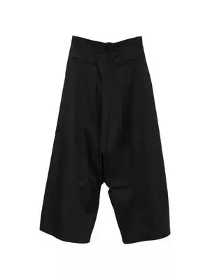 LỰU ĐẠN Lowline Pleated Trousers