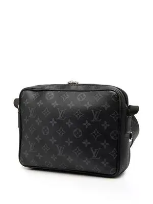 LOUIS VUITTON Monogram Taigarama Messenger Bag - Black