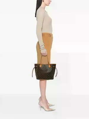 LOUIS VUITTON 2016 Monogram Neverfull Mm Tote Bag - Brown