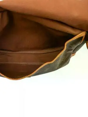 LOUIS VUITTON 1993 Monogram Saumur 25 Crossbody Bag