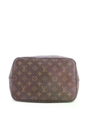 LOUIS VUITTON Monogram Canvas Mm Bucket Bag - Brown