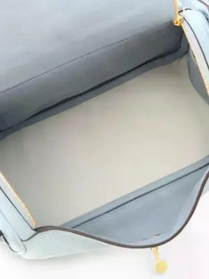 Hermès 26 Lindy Shoulder Bag