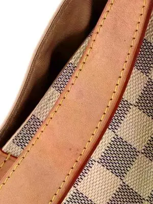 LOUIS VUITTON Damier Pm Hobo Bag - White