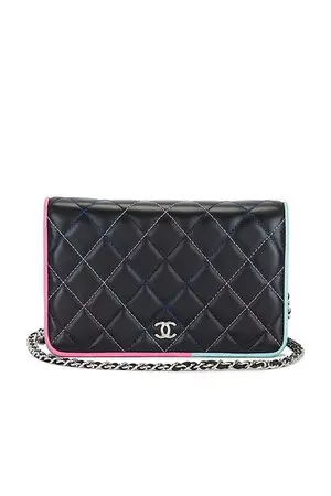 Chanel Lambskin Wallet On Chain - Black