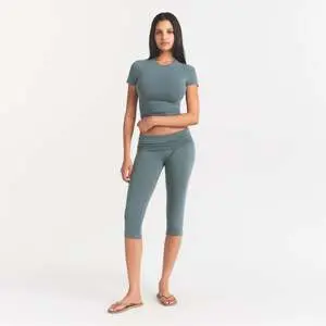 SKIMS Foldover Capri | Blue | | Cotton Jersey