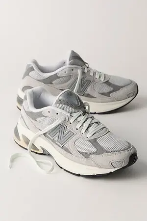 NEW BALANCE Abzorb 2010 Sneakers