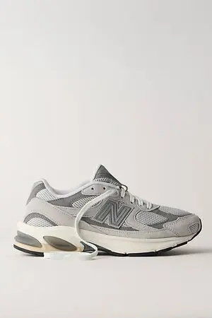 NEW BALANCE Abzorb 2010 Sneakers