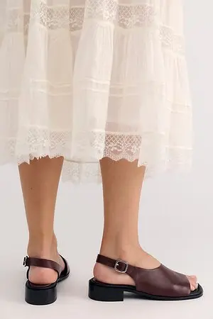 Intentionally Blank Brandi Buckle Sandals - Cocoa