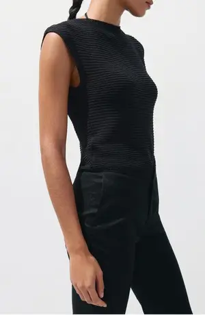 Mango Short-sleeved Crewneck Sweater - Black