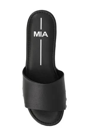 Mia Xonia Platform Sandal