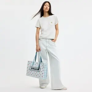 COACH OUTLET Tote Bag With Gingham Print - Gold/blue Multi