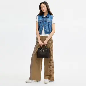 COACH OUTLET Station Carryall Bag In Signature Canvas - Gold/walnut/black