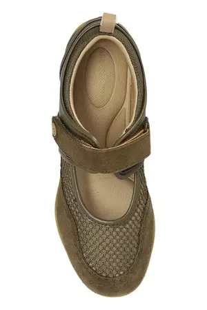 Michael Kors Round Toe Casual Flats