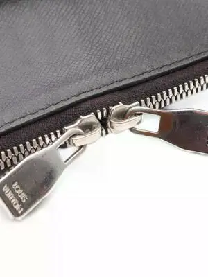 LOUIS VUITTON Grigori Taiga Messenger Bag