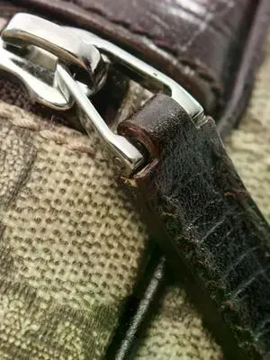 Gucci Gg Supreme Crossbody Bag
